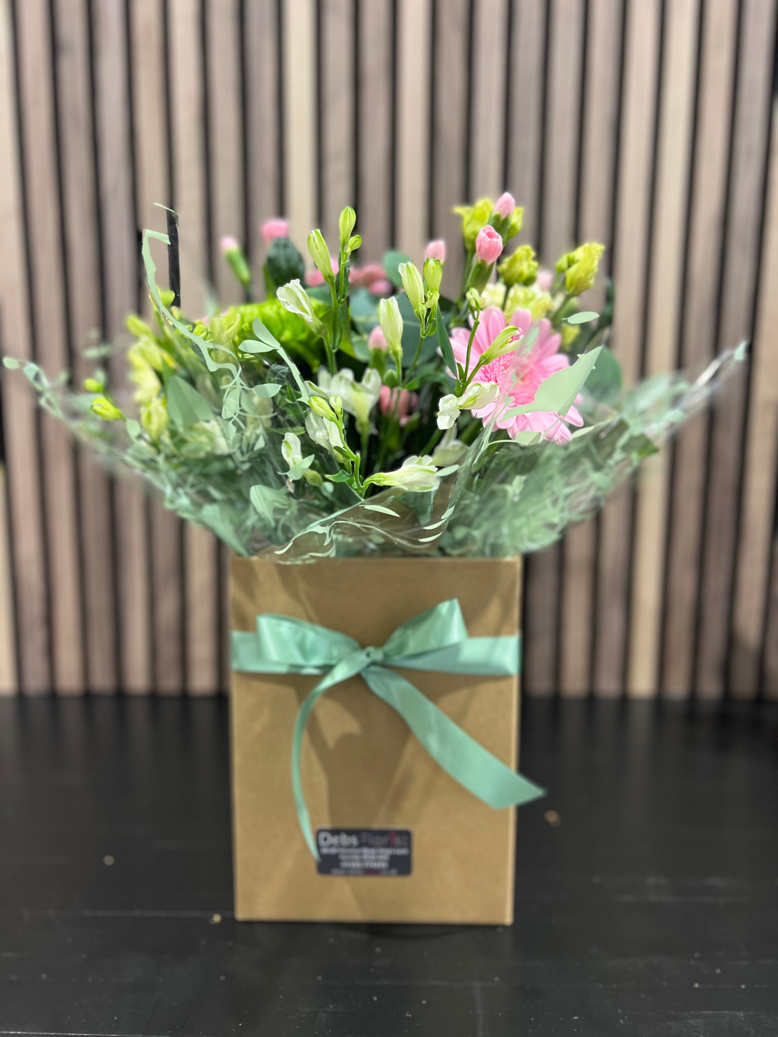 A Florists Choice – Deb's Florist